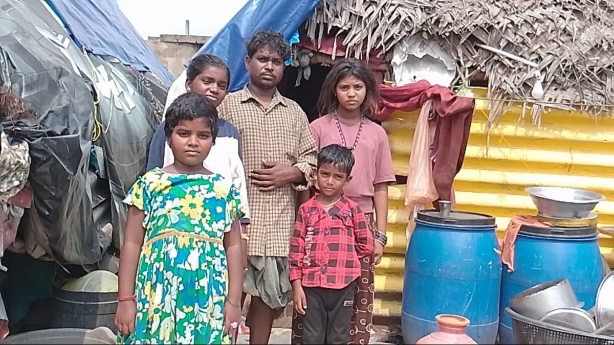 Disaster relief support for Narikuravar tribal community - Narikkuravar ...